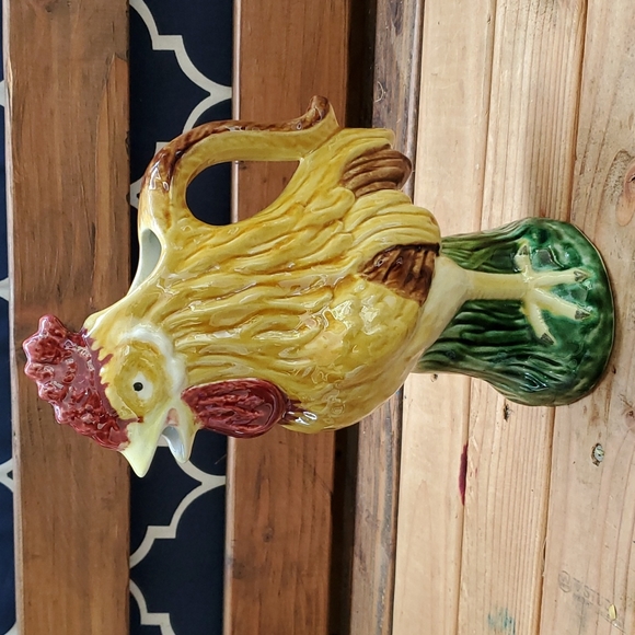 Pier 1 | Kitchen | Retro Majolica Rooster Pitcher From Pier | Poshmark